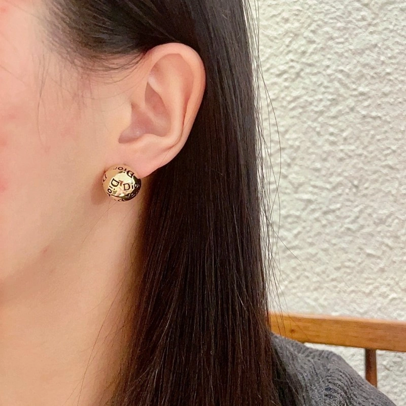 Discounted Christian Dior Earrings