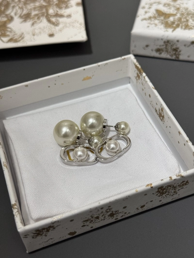 Indistinguishable Christian Dior Earrings