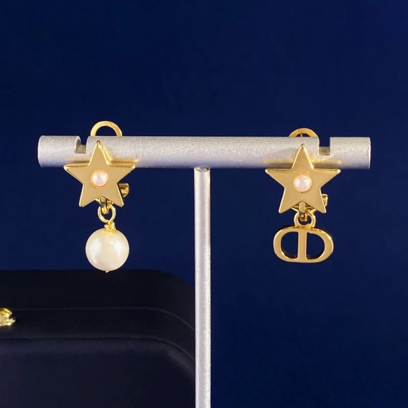 Indistinguishable Christian Dior Earrings