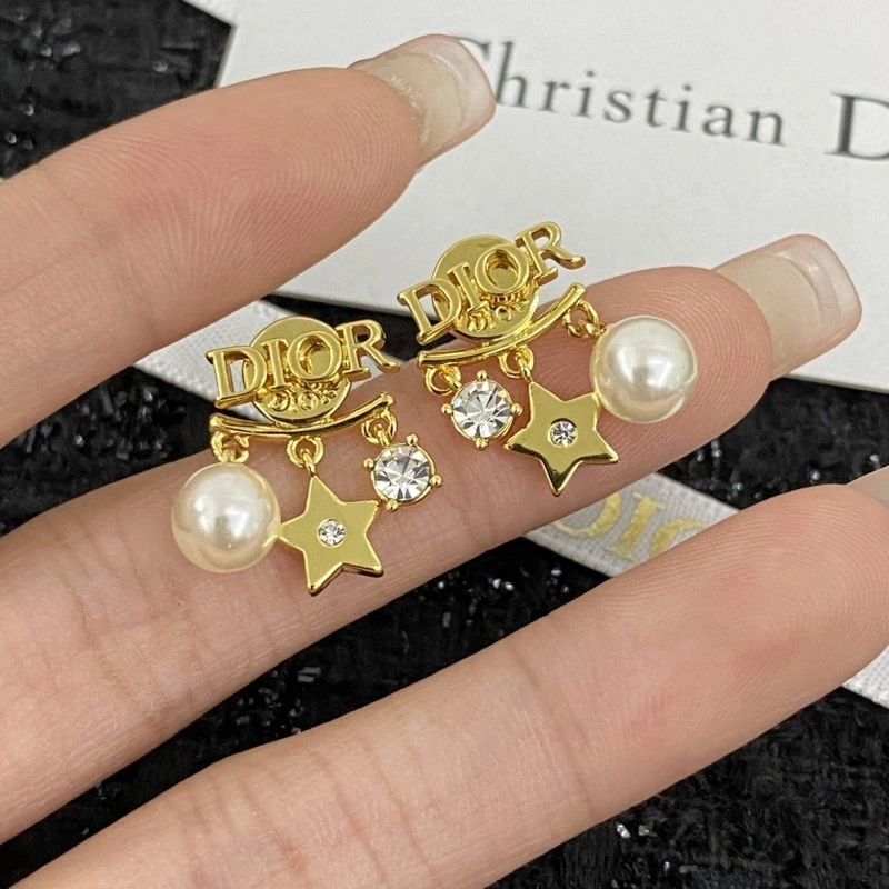 High fidelity Christian Dior Earrings