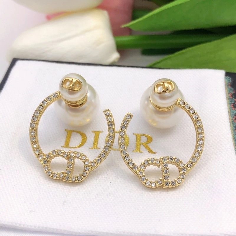 Top match Christian Dior Earrings