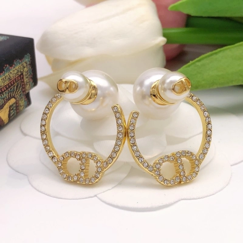 Top match Christian Dior Earrings