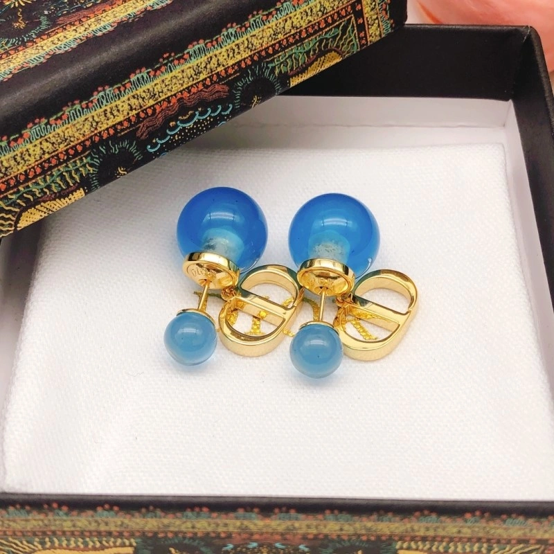 Cut-rate Christian Dior Earrings