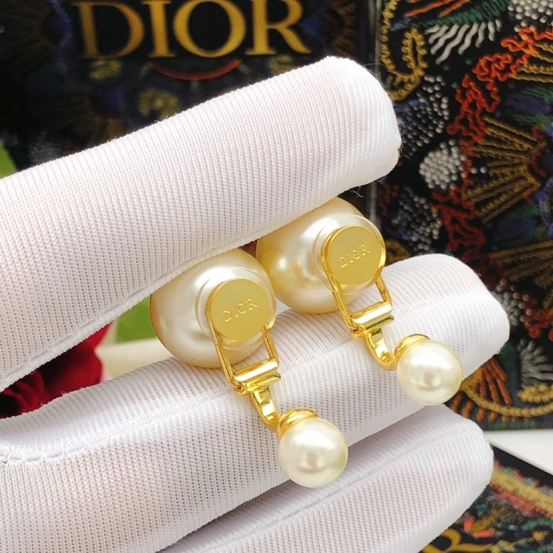 Legit Christian Dior Earrings