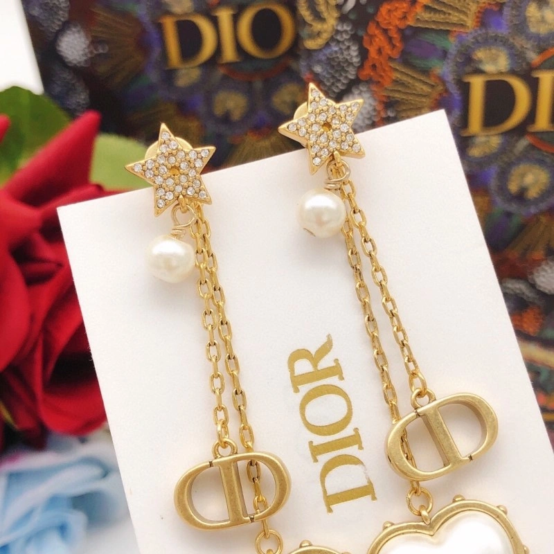 Top match Christian Dior Earrings
