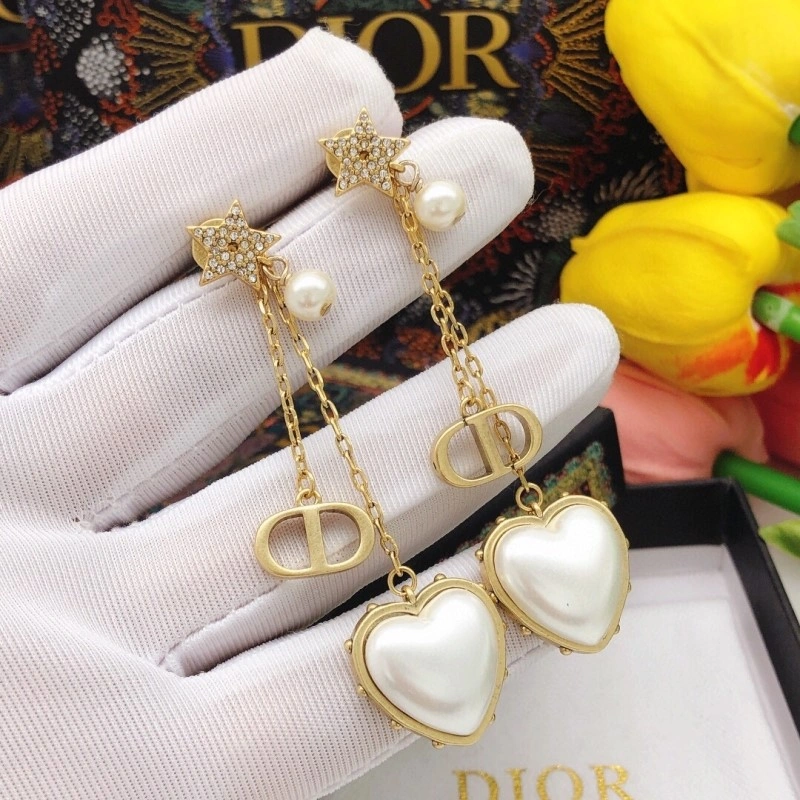 Top match Christian Dior Earrings