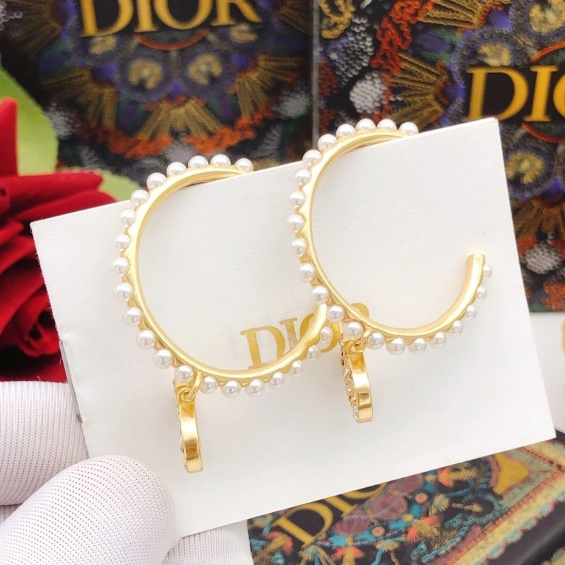 Low-cost Christian Dior Earrings