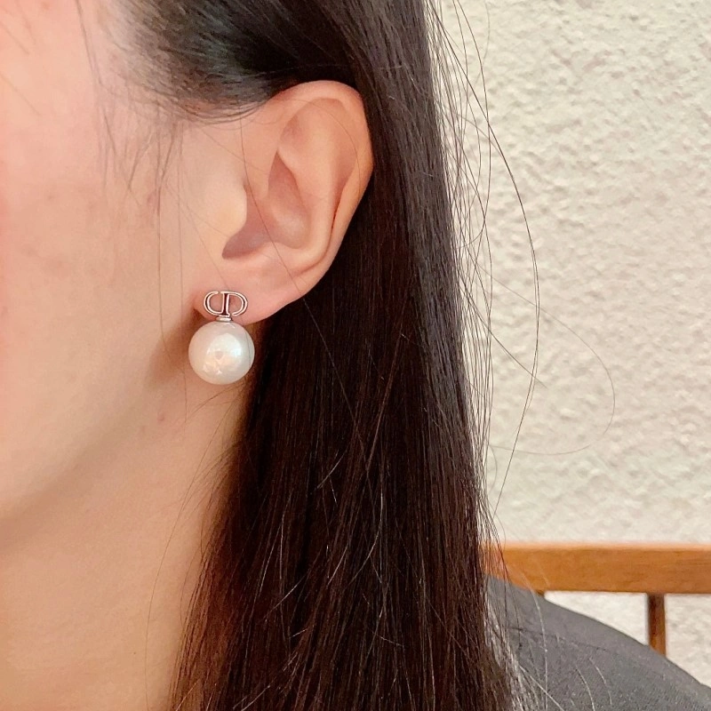 Economical Christian Dior Earrings