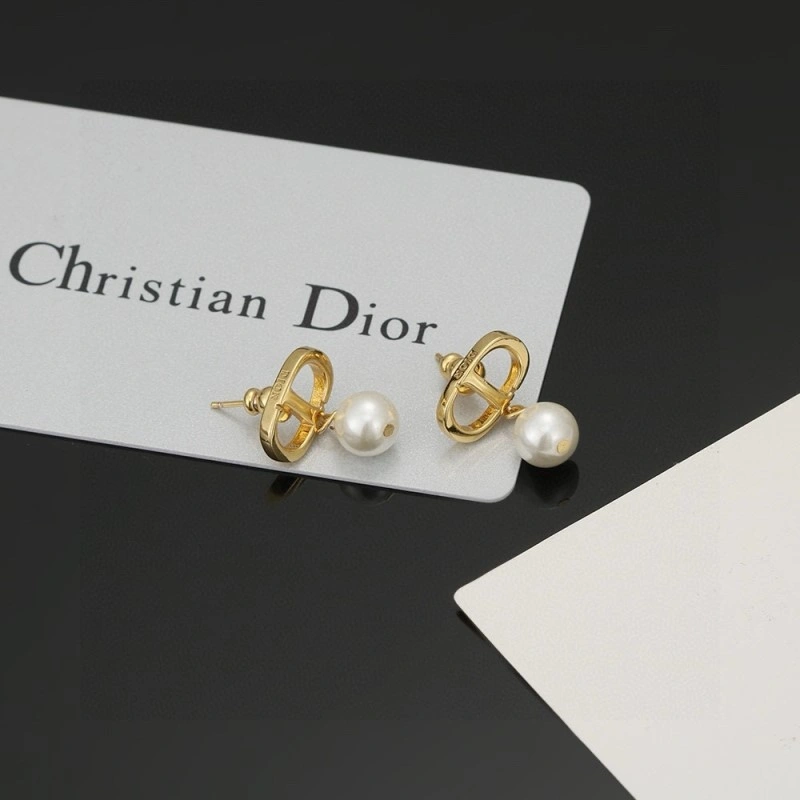 Legit Christian Dior Earrings