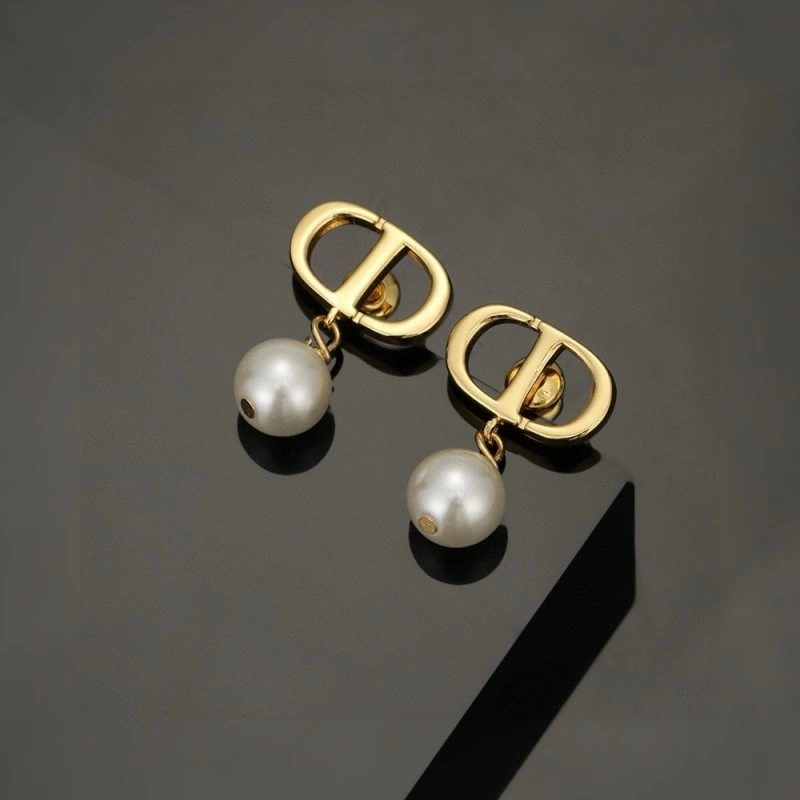Legit Christian Dior Earrings