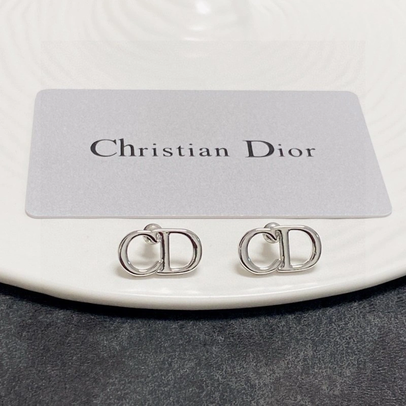 Bargain Christian Dior Earrings