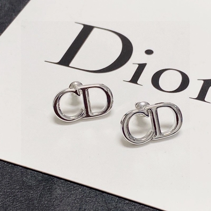 Bargain Christian Dior Earrings