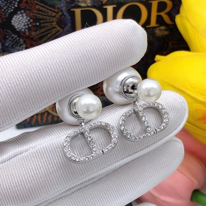 Economical Christian Dior Earrings