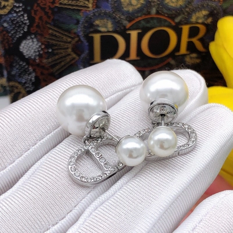 Economical Christian Dior Earrings