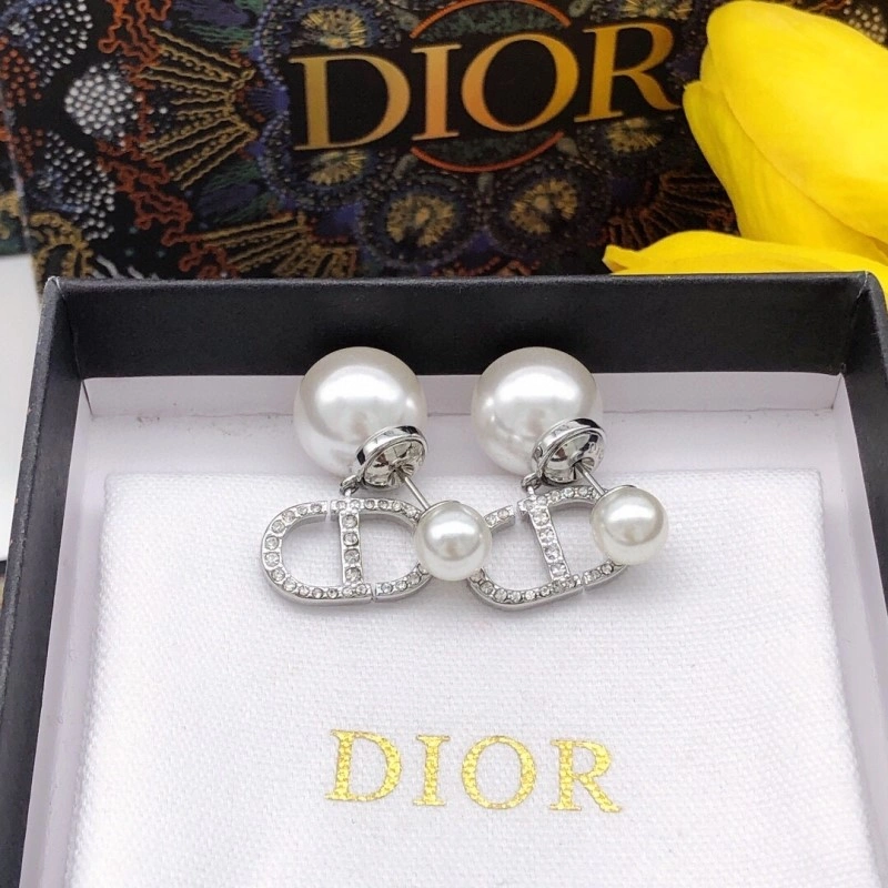 Economical Christian Dior Earrings