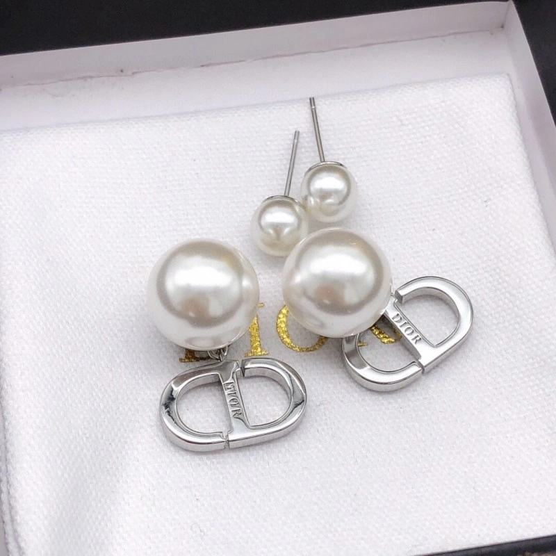 Economical Christian Dior Earrings