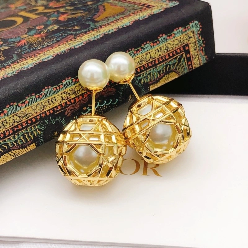 High fidelity Christian Dior Earrings