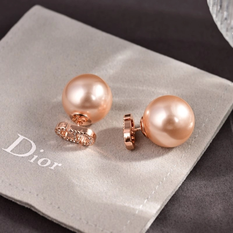High accuracy Christian Dior Earrings