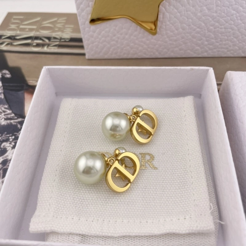 Reasonably priced Christian Dior Earrings