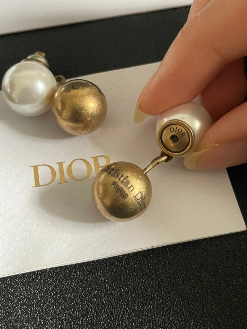 Discounted Christian Dior Earrings