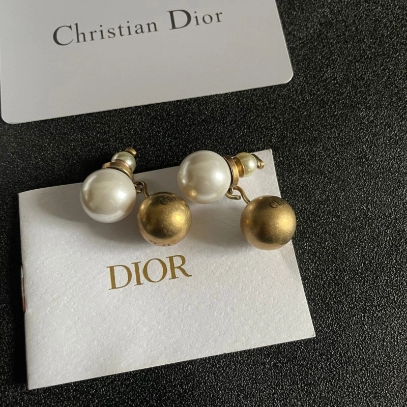 Discounted Christian Dior Earrings