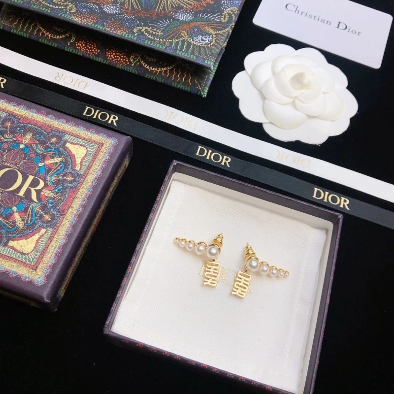 Legit Christian Dior Earrings