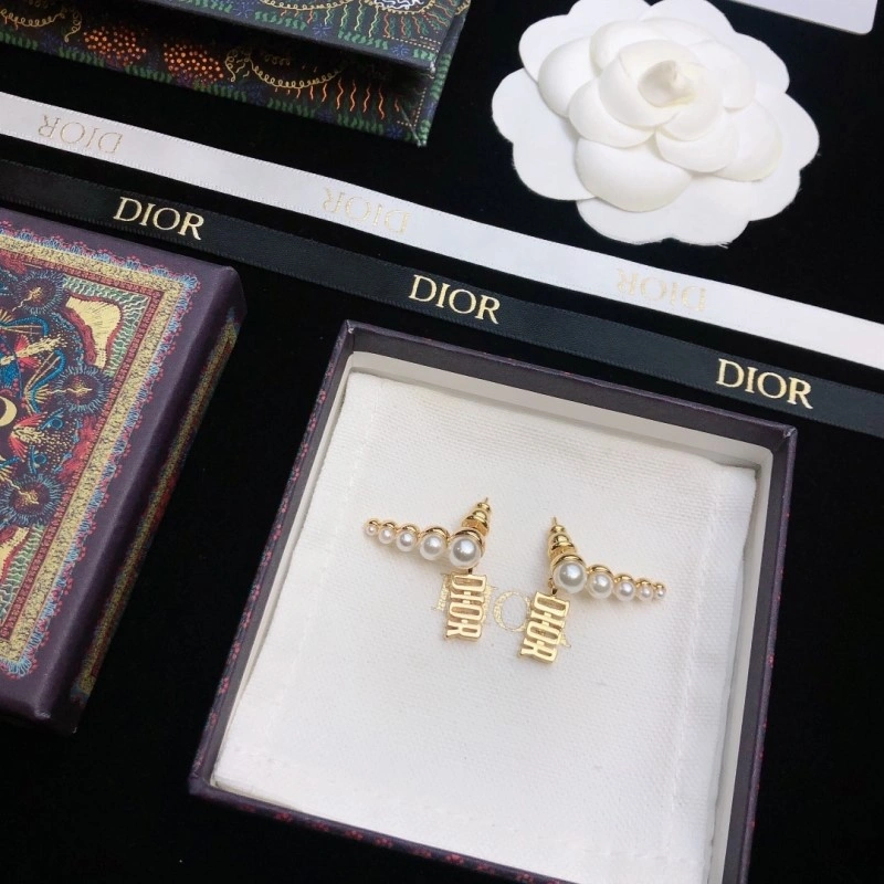 Legit Christian Dior Earrings