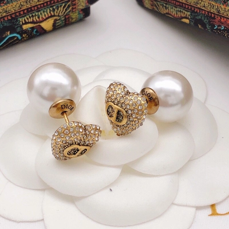 Reasonably priced Christian Dior Earrings