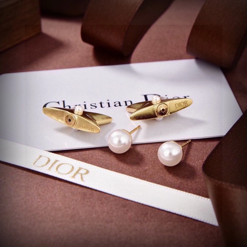 Inexpensive Christian Dior Earrings