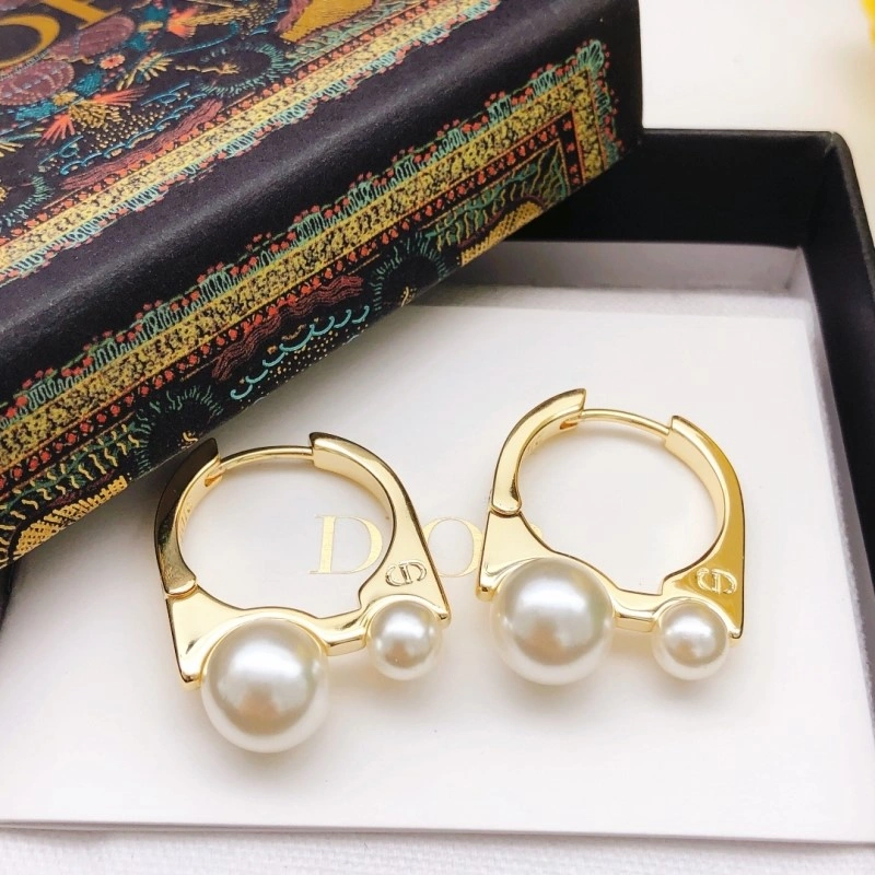 Bargain Christian Dior Earrings