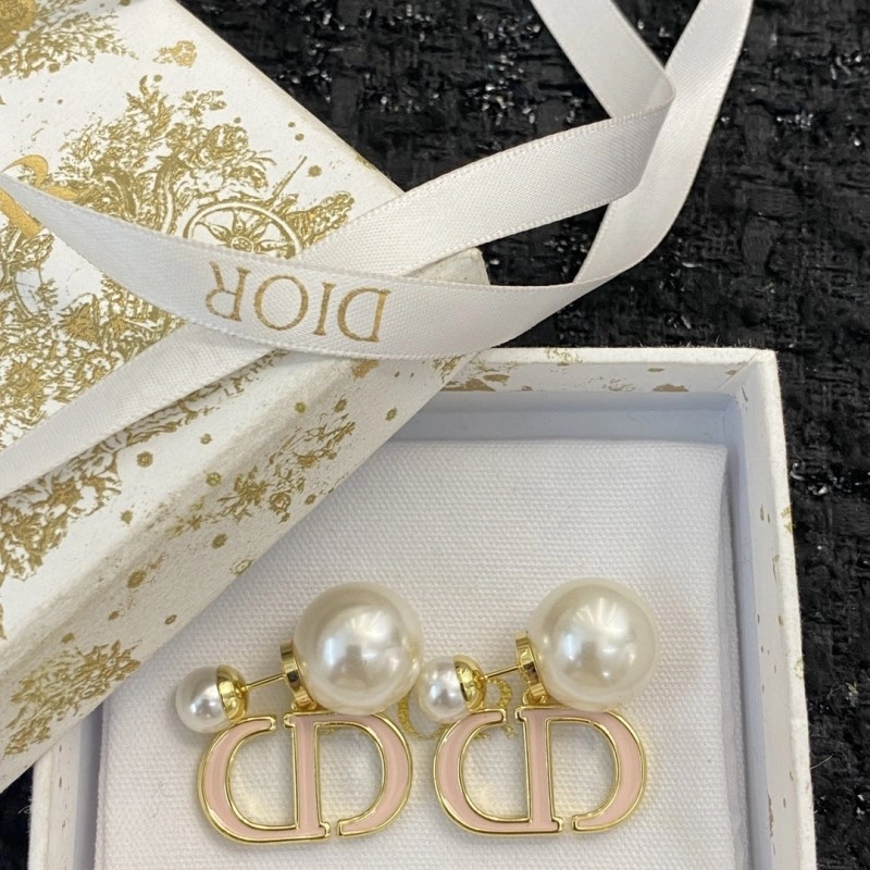 Cut-rate Christian Dior Earrings