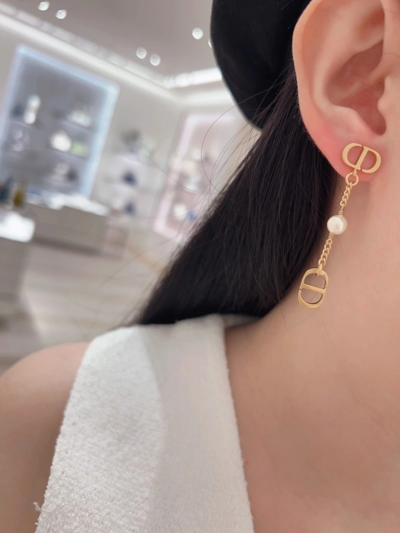 Discounted Christian Dior Earrings