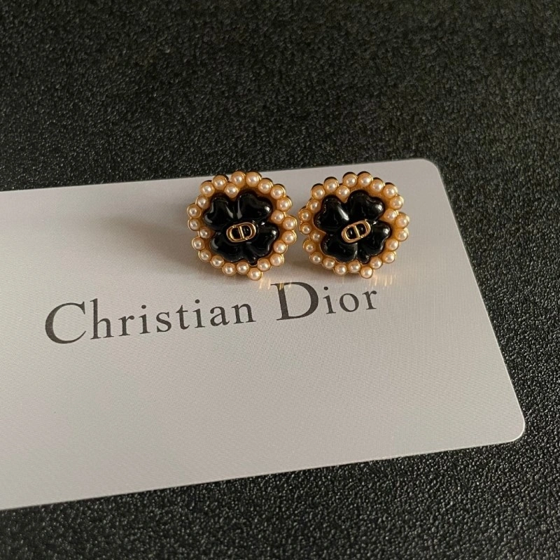 Discounted Christian Dior Earrings