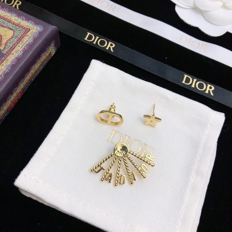 Value-priced Christian Dior Earrings