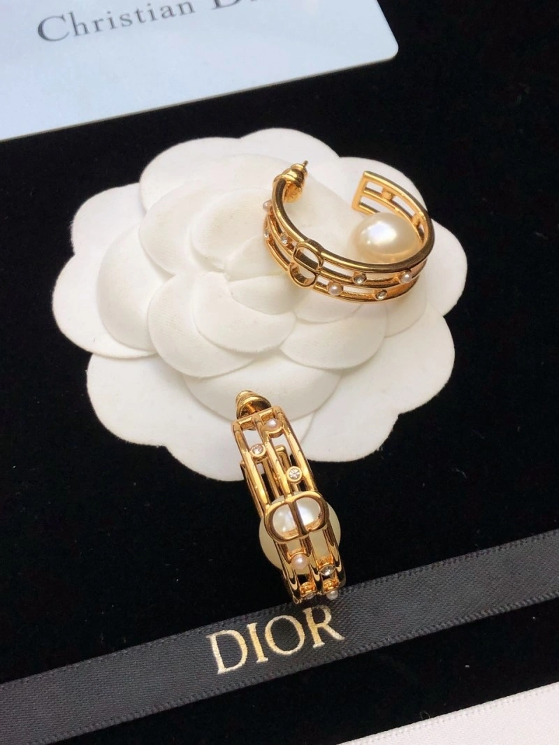 Economical Christian Dior Earrings
