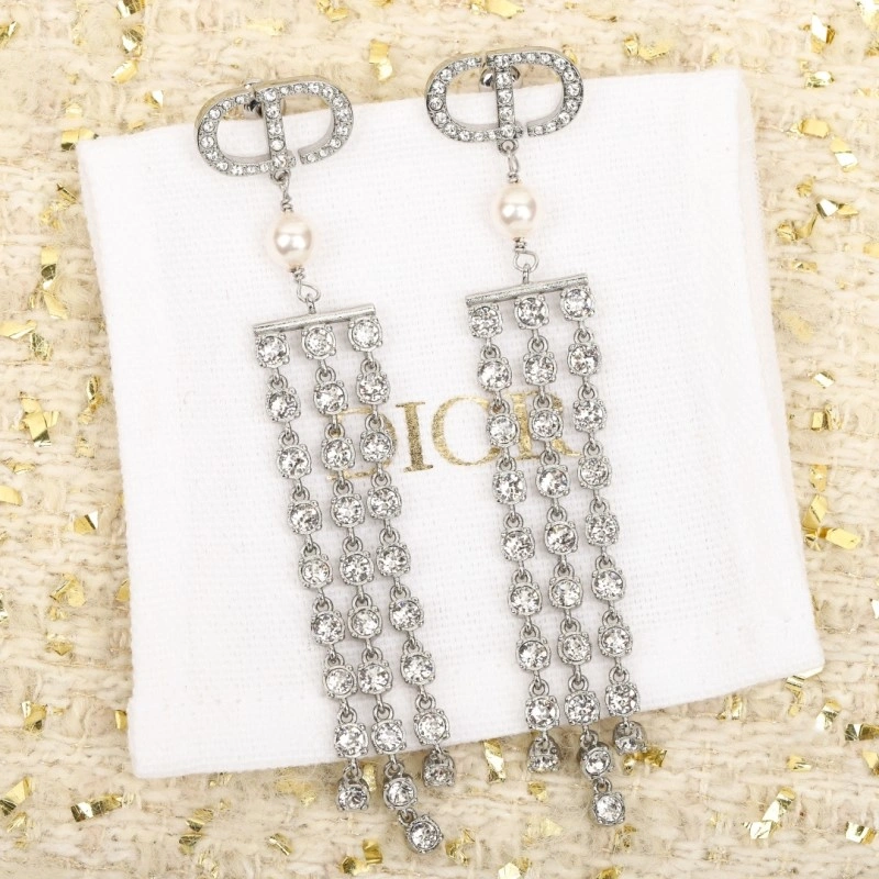 Top match Christian Dior Earrings