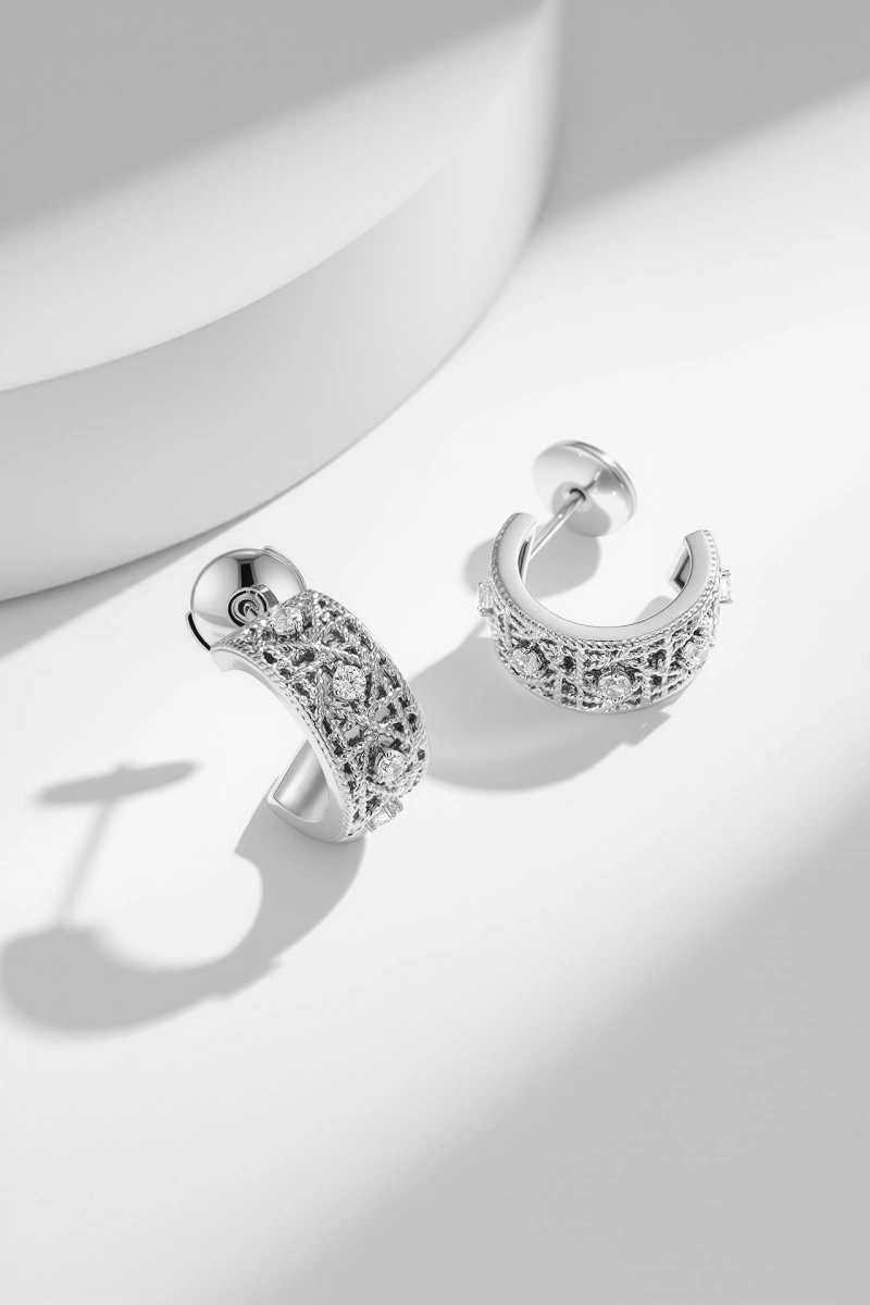 High fidelity Christian Dior Earrings
