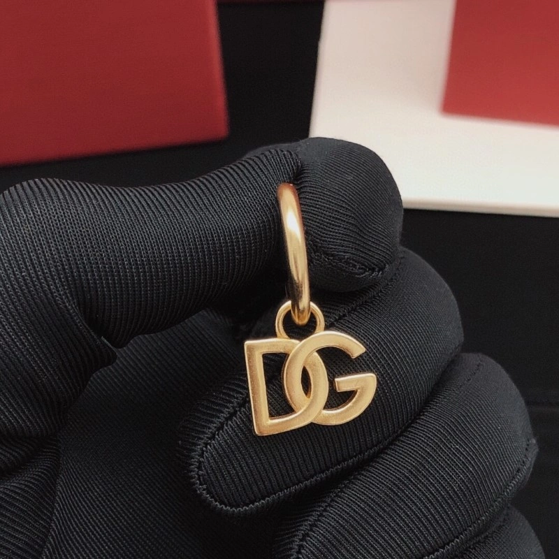 Indistinguishable Christian Dior Earrings