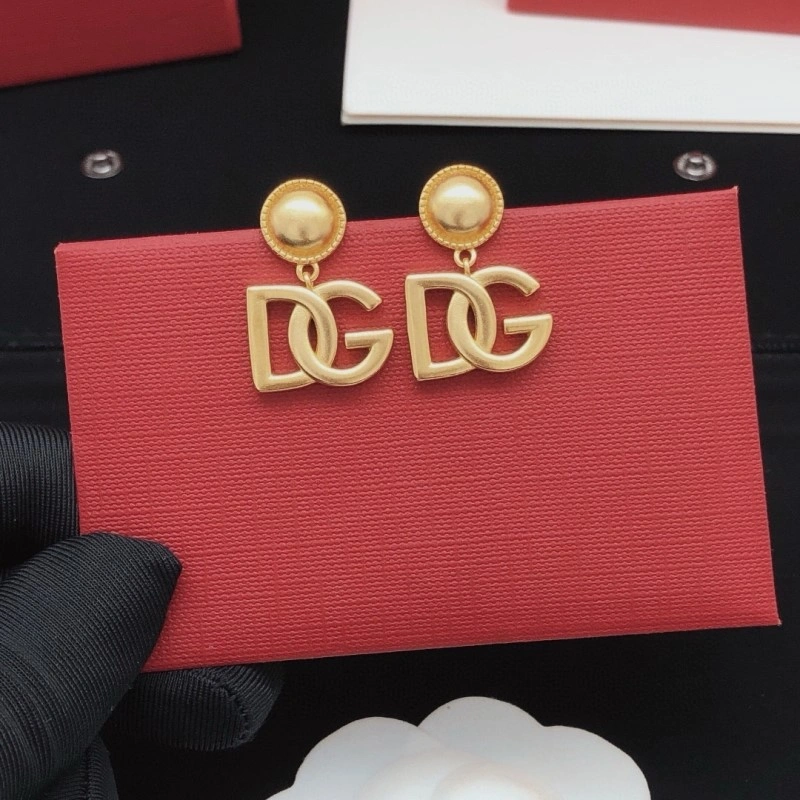 Accurate model Christian Dior Earrings