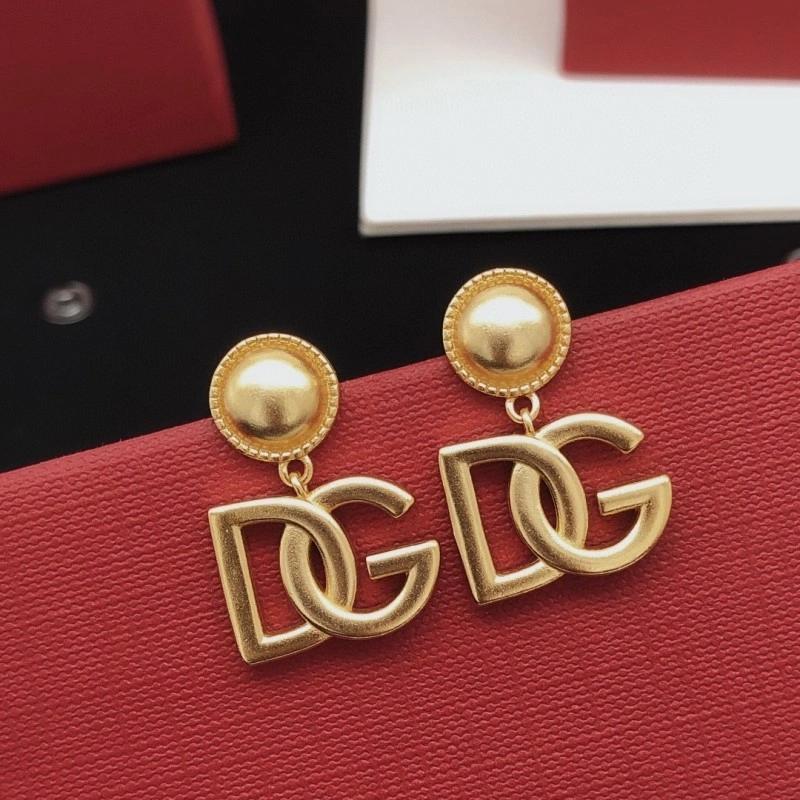 Accurate model Christian Dior Earrings