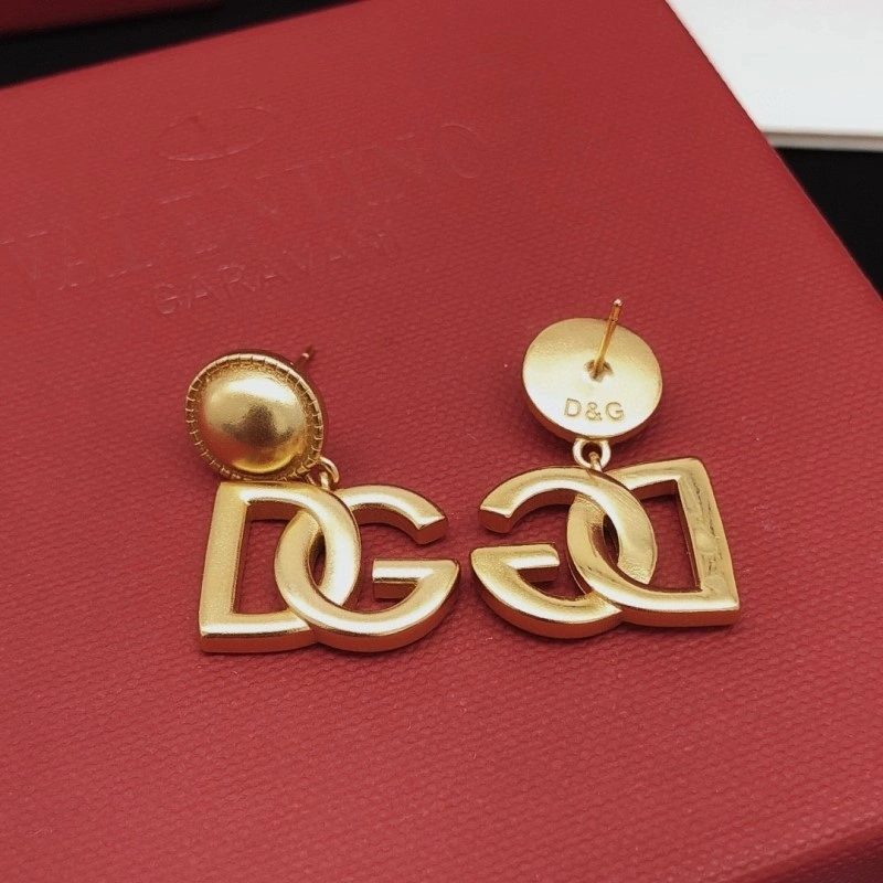 Accurate model Christian Dior Earrings