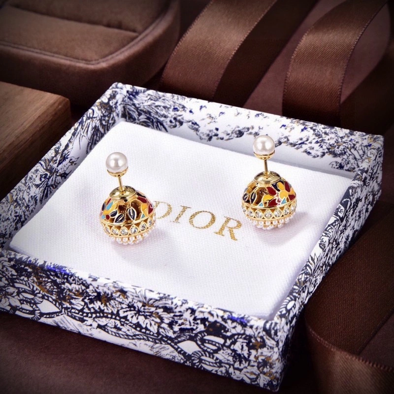 Economical Christian Dior Earrings