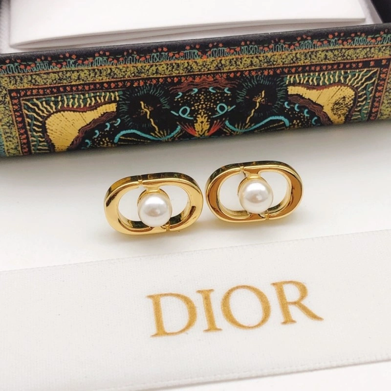 Cut-rate Christian Dior Earrings