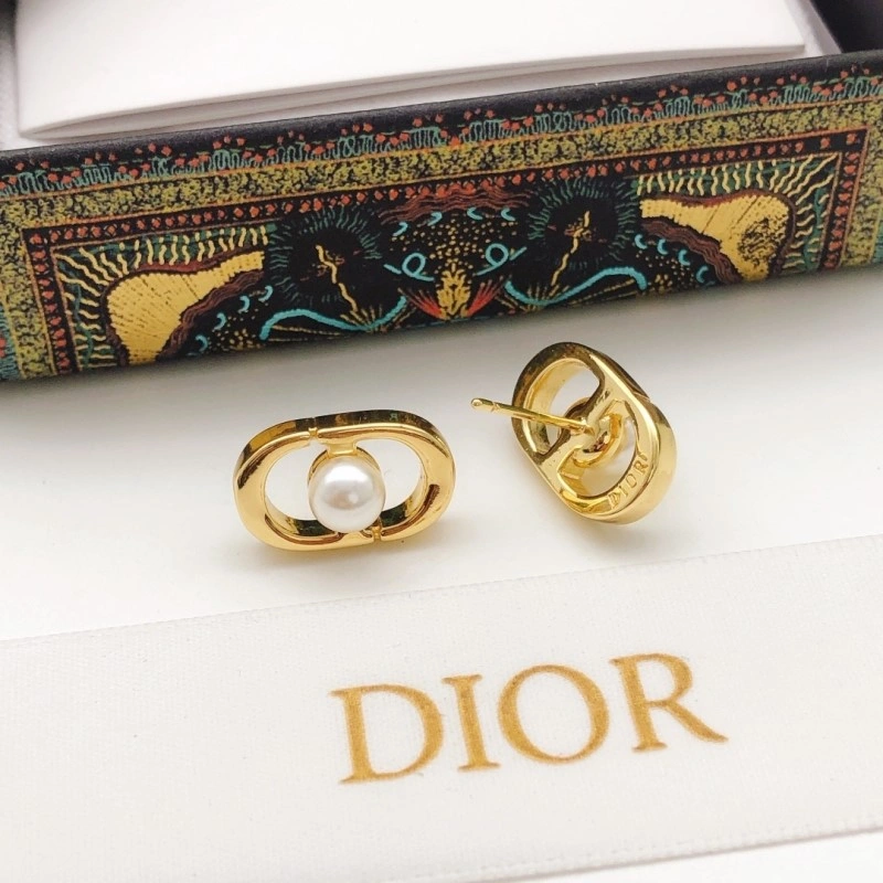 Cut-rate Christian Dior Earrings