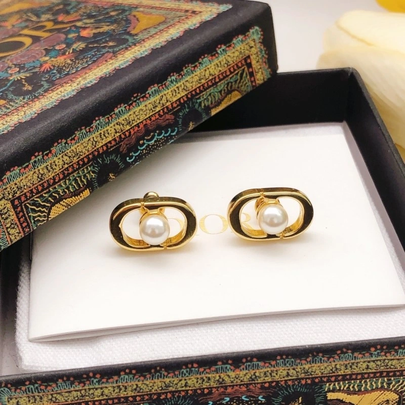 Cut-rate Christian Dior Earrings