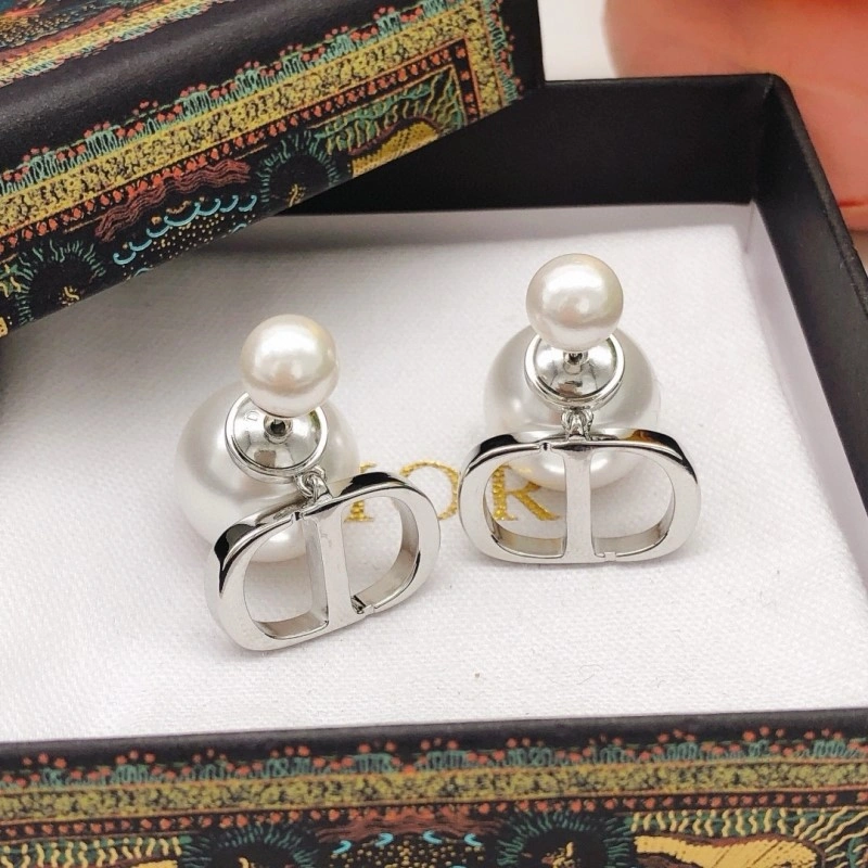 Economical Christian Dior Earrings