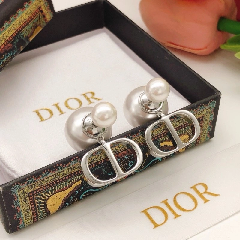 Economical Christian Dior Earrings