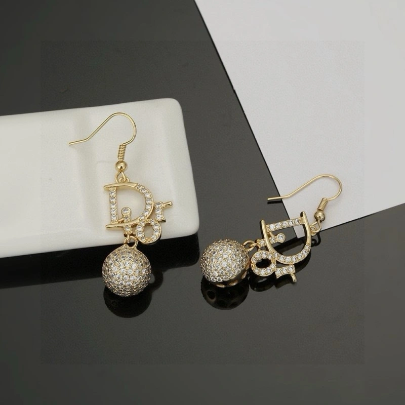 Cut-rate Christian Dior Earrings