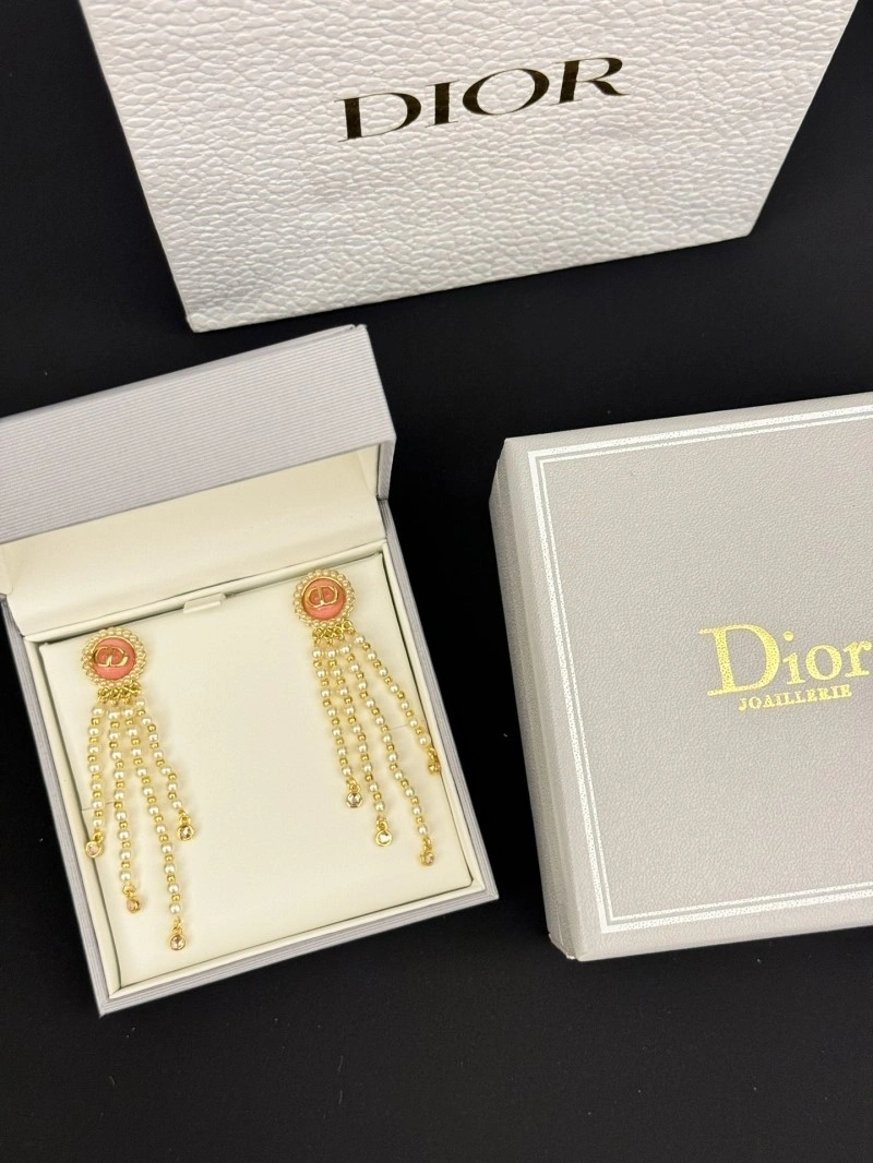 Low-cost Christian Dior Earrings