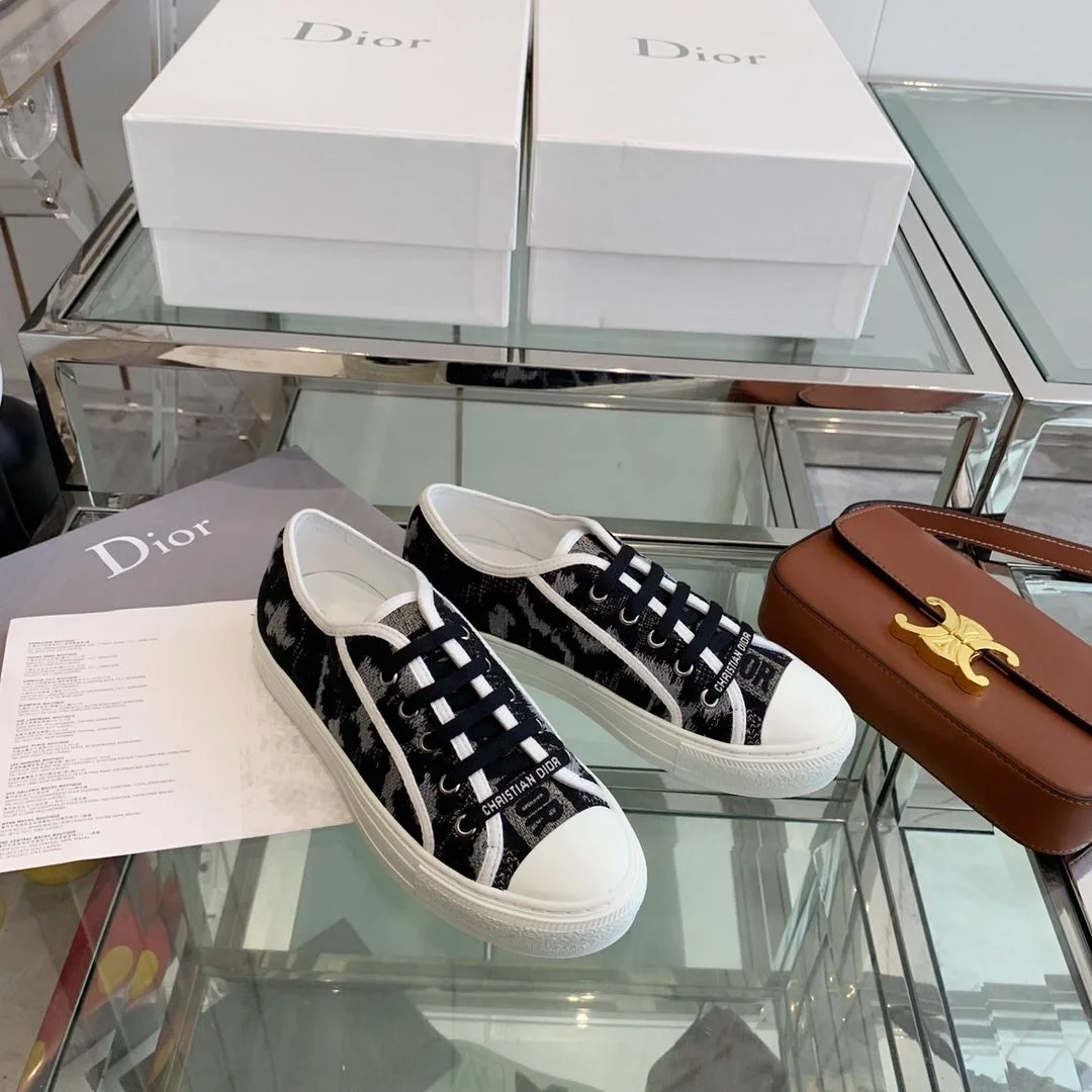 Official Christian Dior Flat Shoes